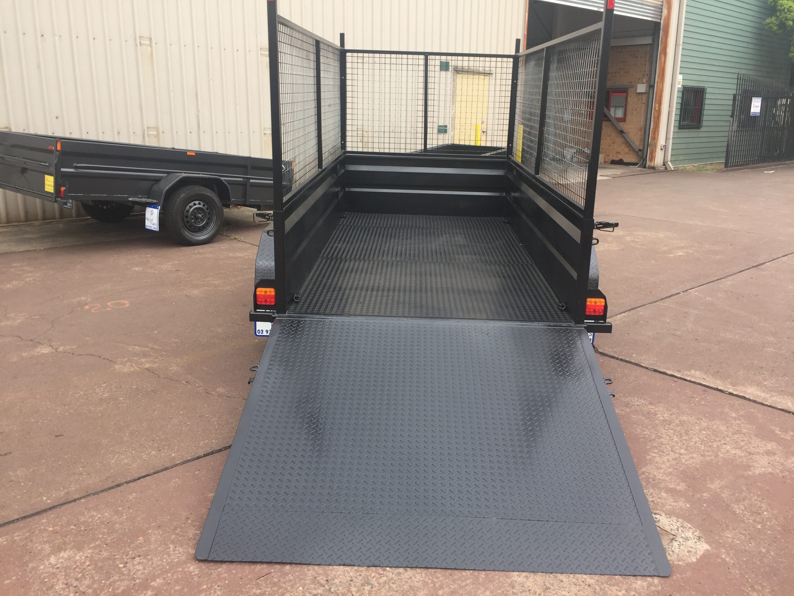 Buy 10x5 Box Trailer with the Ramp and 900mm Cage online from Mechid ...
